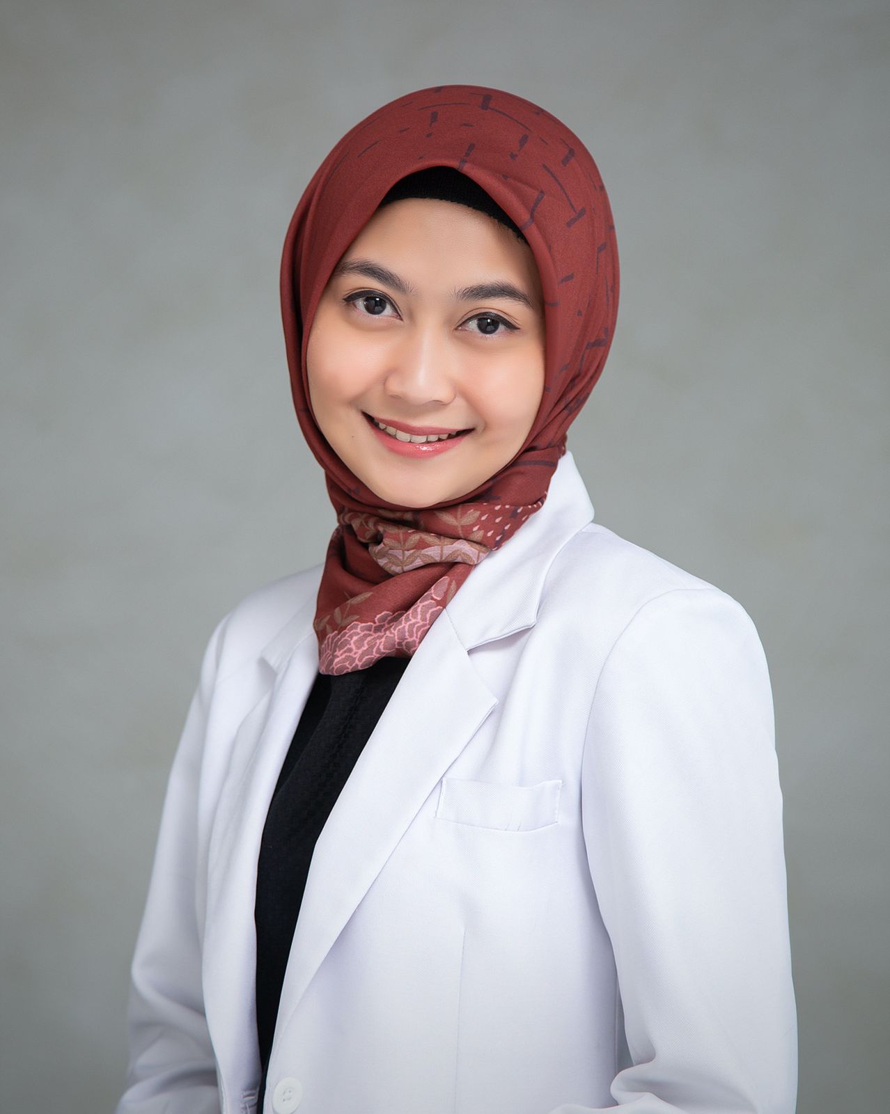 dr. Yulinda Arty Laksmita, Sp.M